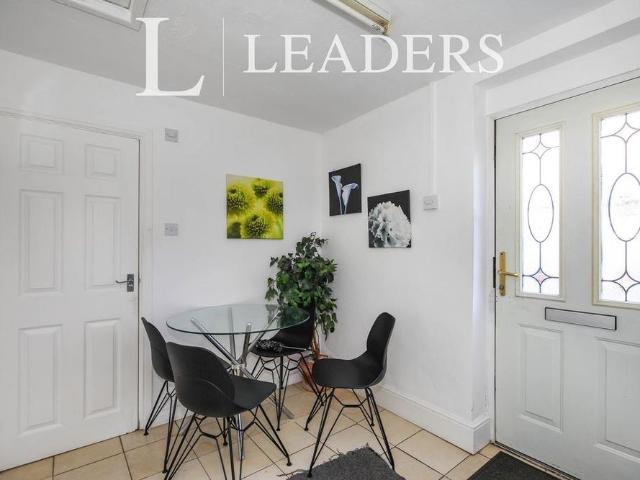 1 bedroom in a house share to rent