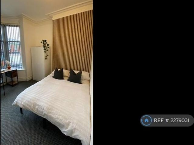 1 bedroom in a house share to rent
