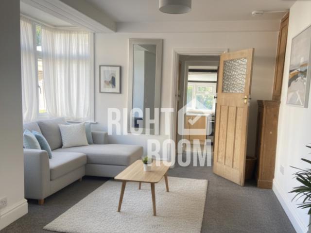 1 bedroom in a house share to rent
