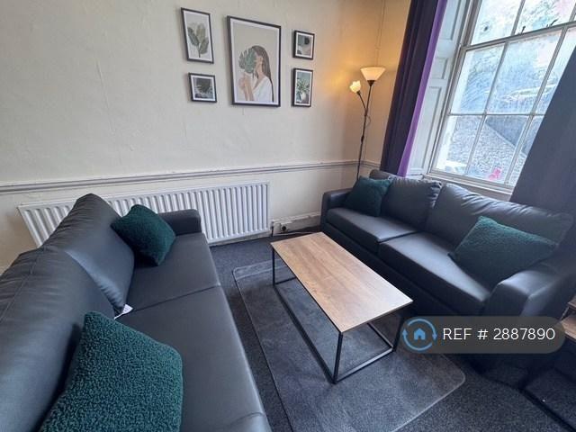 1 bedroom in a house share to rent