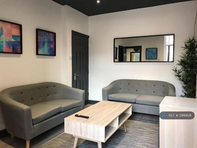 1 bedroom in a house share to rent