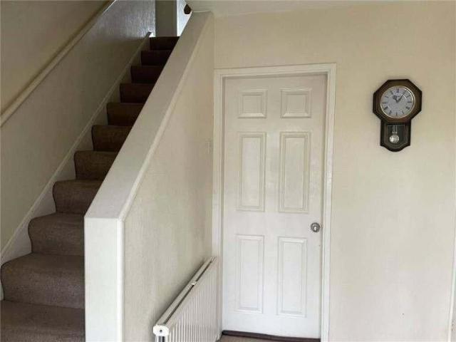 1 bedroom in a house share to rent