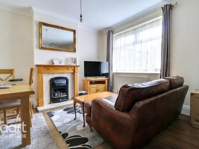 1 bedroom in a house share to rent