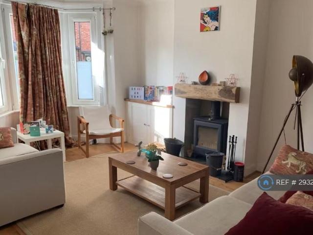 1 bedroom in a house share to rent
