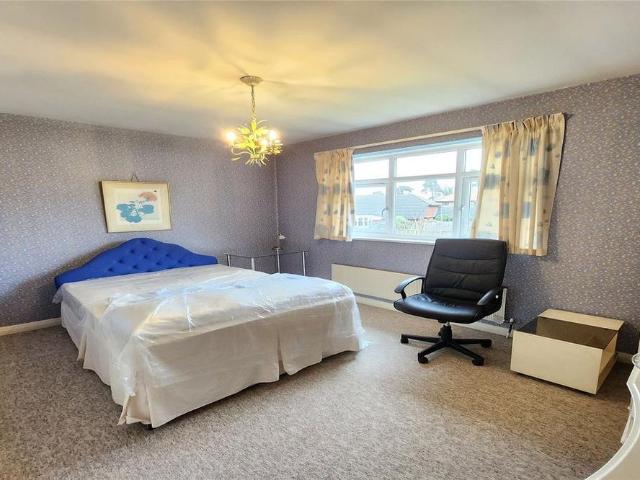 1 bedroom in a house share to rent