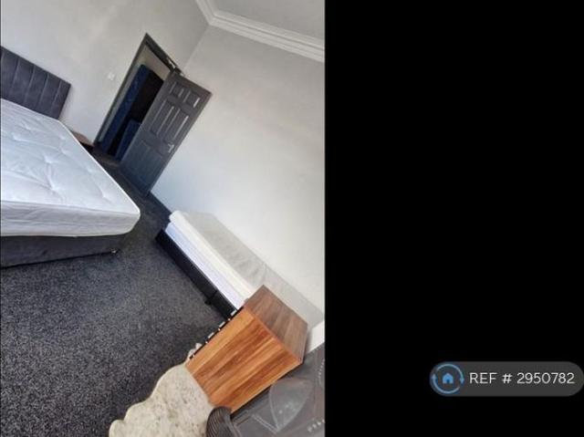1 bedroom in a house share to rent