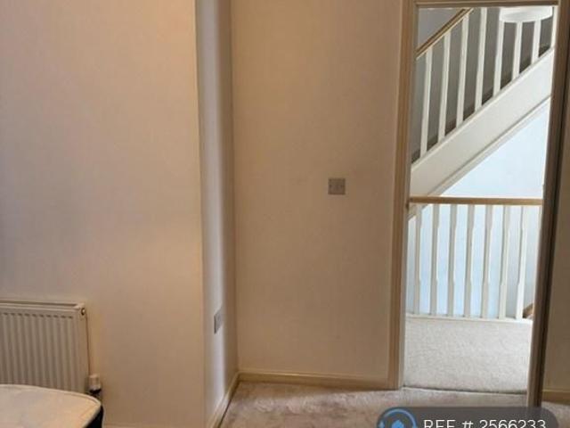 1 bedroom in a house share to rent