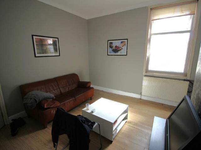 1 bedroom in a house share to rent
