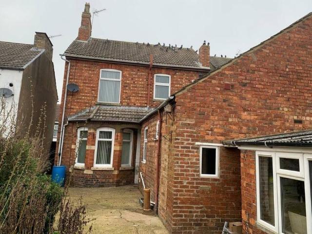 1 bedroom in a house share to rent
