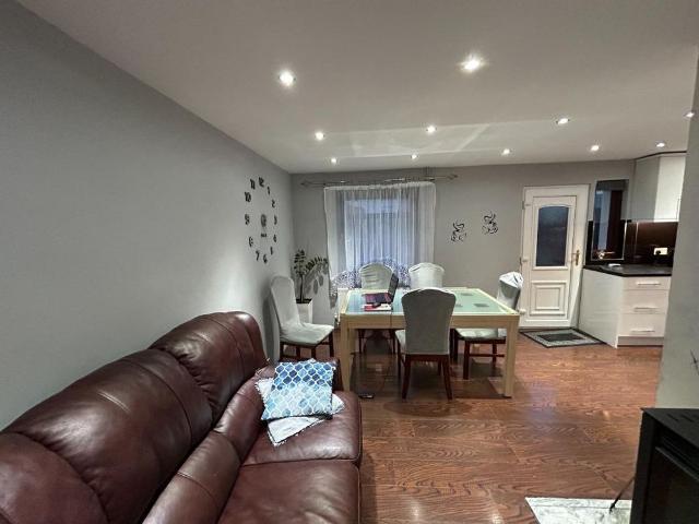1 bedroom in a house share to rent