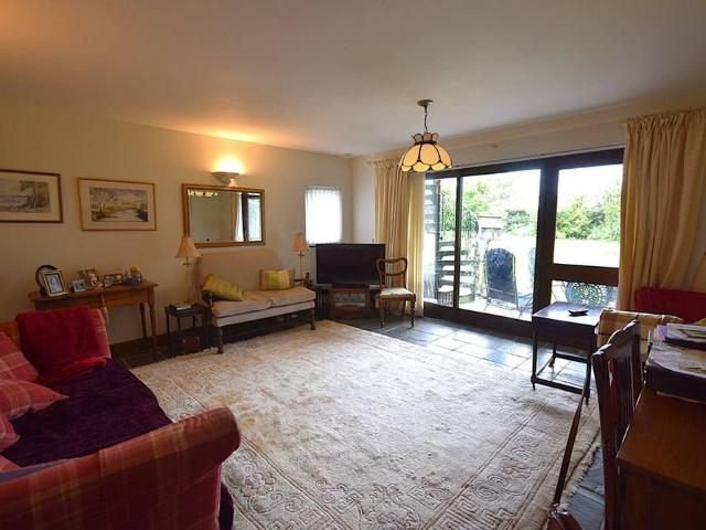 1 bedroom in a house share to rent