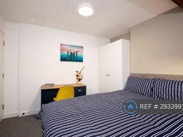 1 bedroom in a house share to rent
