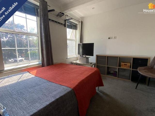 1 bedroom in a house share to rent