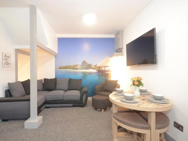 1 bedroom in a house share to rent