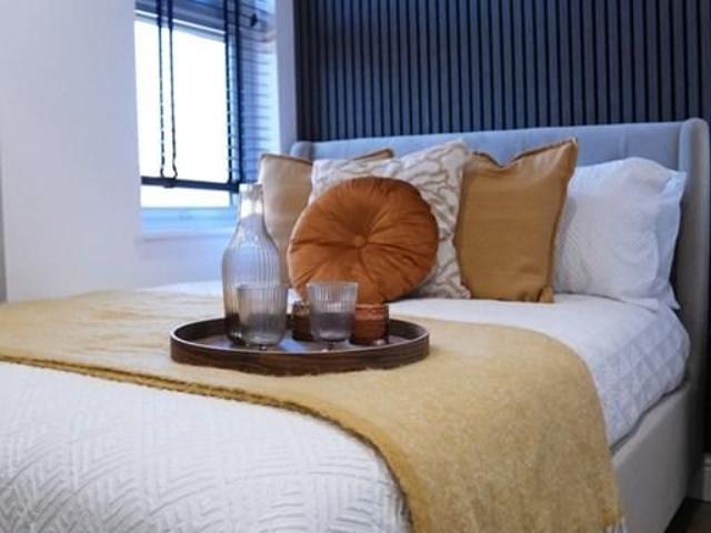 1 bedroom in a house share to rent