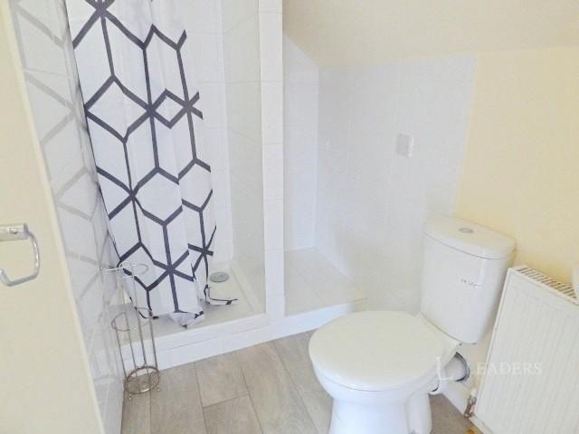 1 bedroom in a house share to rent