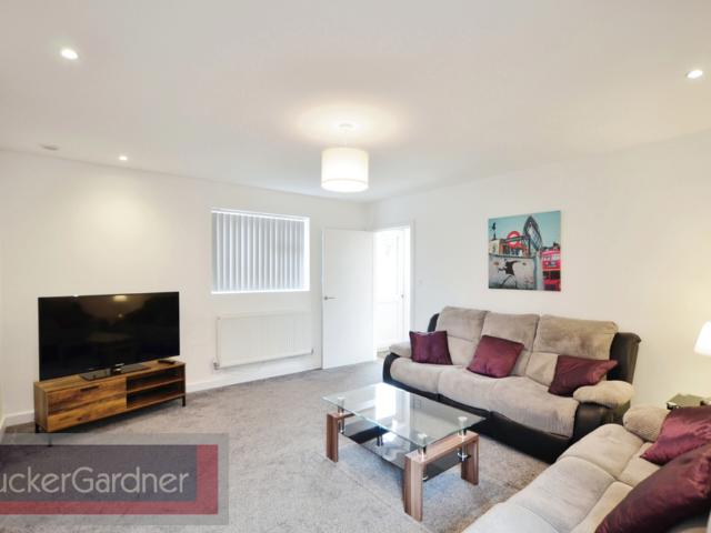 1 bedroom in a house share to rent