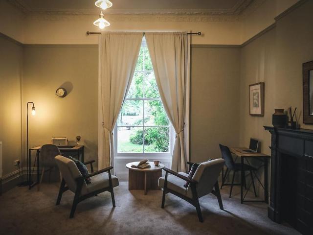 1 bedroom in a house share to rent