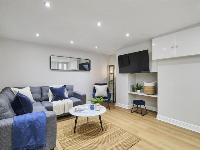 1 bedroom in a house share to rent