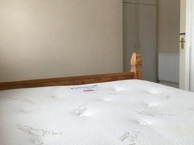 1 bedroom in a house share to rent