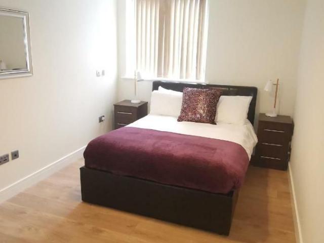 1 bedroom in a house share to rent