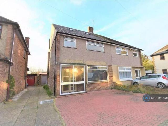1 bedroom in a house share to rent
