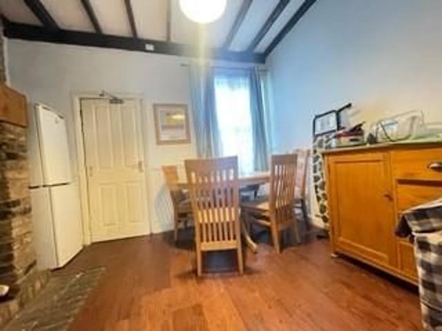 1 bedroom in a house share to rent