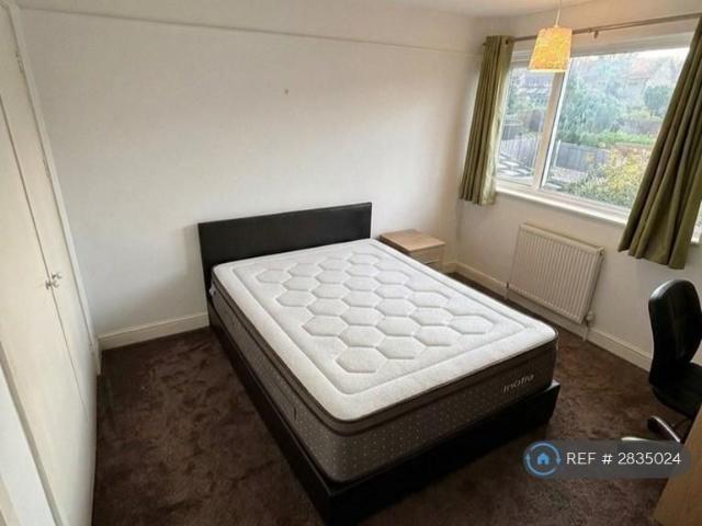 1 bedroom in a house share to rent