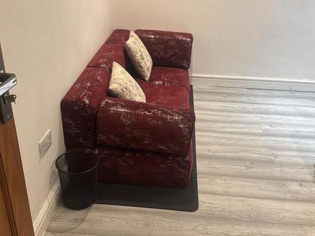 1 bedroom in a house share to rent