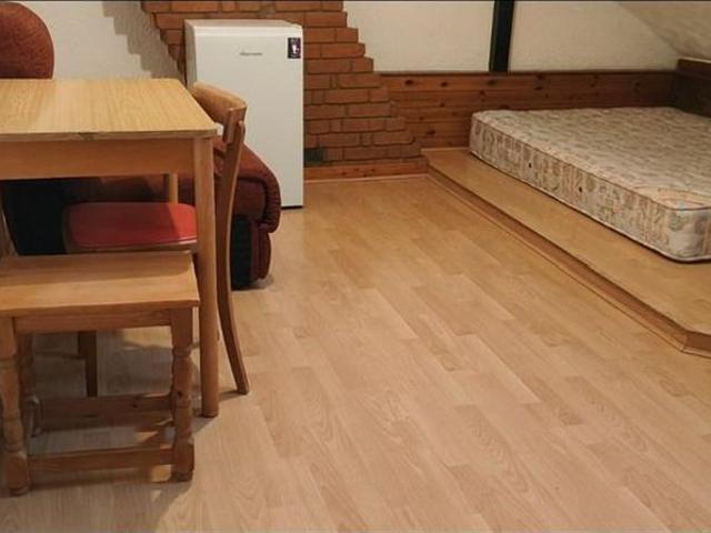 1 bedroom in a house share to rent