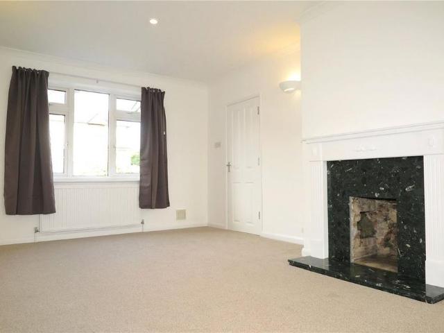 1 bedroom in a house share to rent