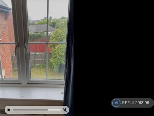 1 bedroom in a house share to rent