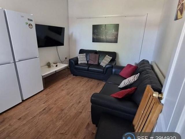 1 bedroom in a house share to rent