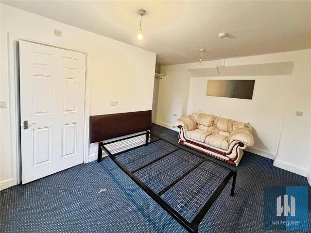 1 bedroom in a house share to rent