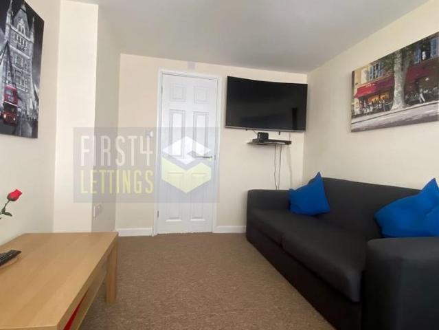 1 bedroom in a house share to rent