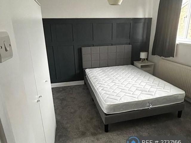 1 bedroom in a house share to rent