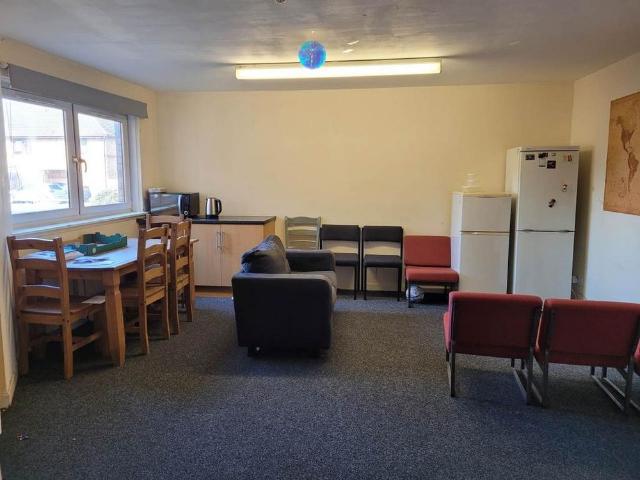 1 bedroom in a house share to rent