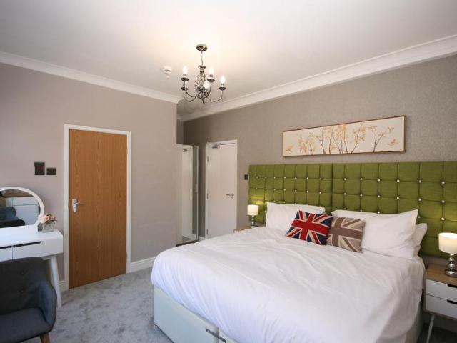 1 bedroom in a house share to rent
