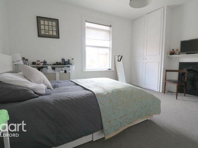1 bedroom in a house share to rent