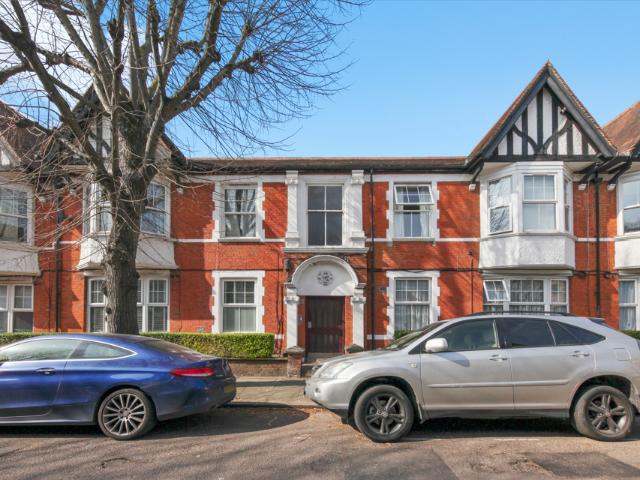 1 bedroom in a house share to rent
