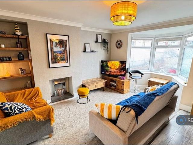 1 bedroom in a house share to rent