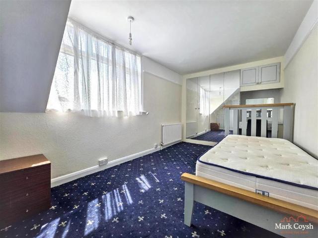 1 bedroom in a house share to rent