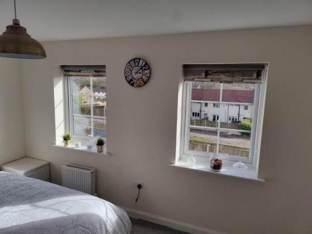 1 bedroom in a house share to rent