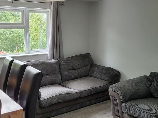 1 bedroom in a house share to rent
