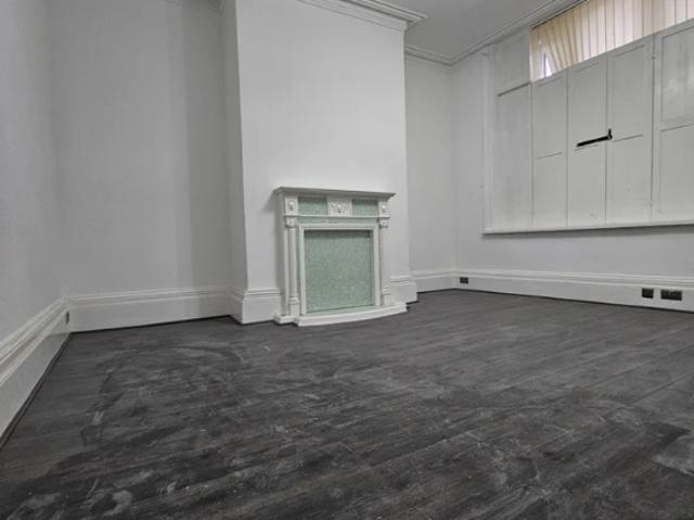 1 bedroom in a house share to rent