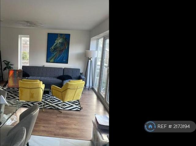 1 bedroom in a house share to rent