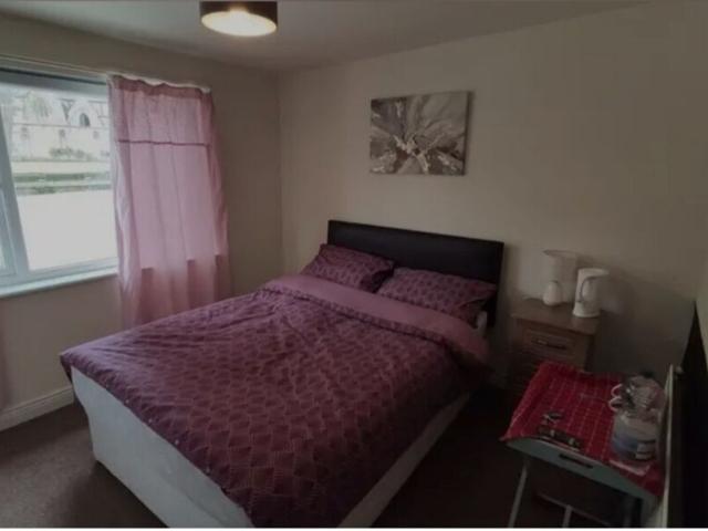 1 bedroom in a house share to rent