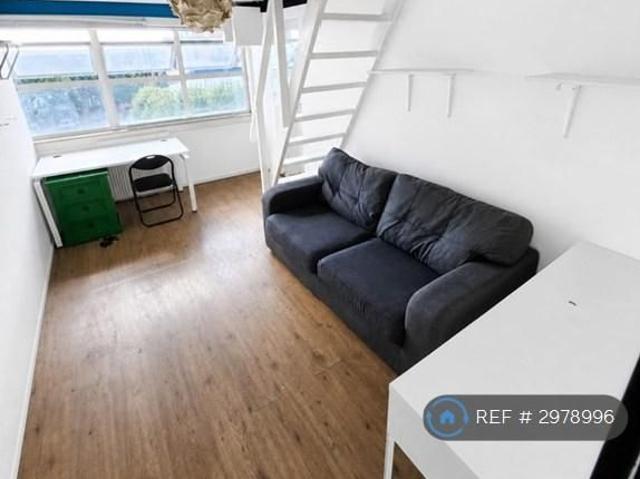 1 bedroom in a house share to rent