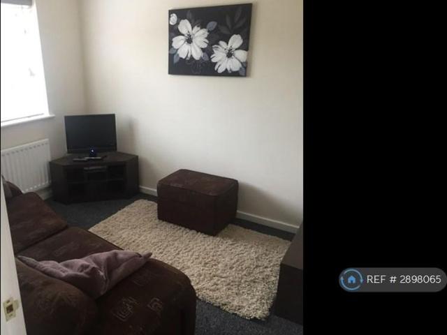 1 bedroom in a house share to rent