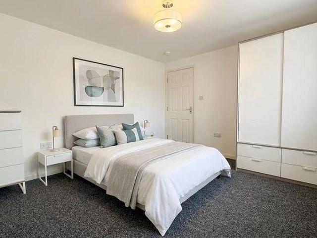1 bedroom in a house share to rent